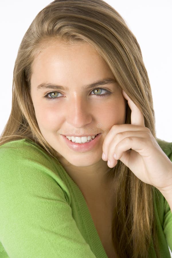 Jonge Zwarte Tiener Die Een Mobiele Telefoon Met Behulp Van Stock ...