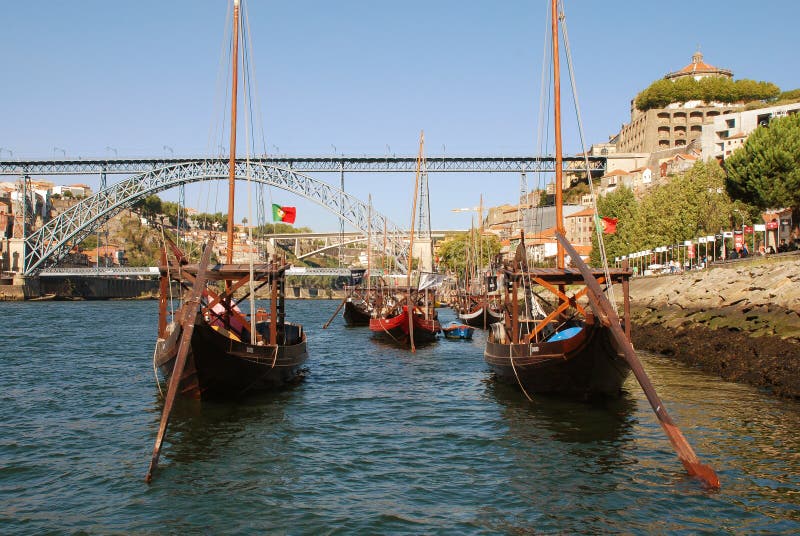 Portugal, porto dos navios foto de stock editorial. Imagem de restante ...