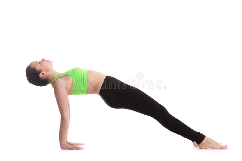 Pose Ascendante De Yoga De Planche Photo stock - Image du pose, planche ...