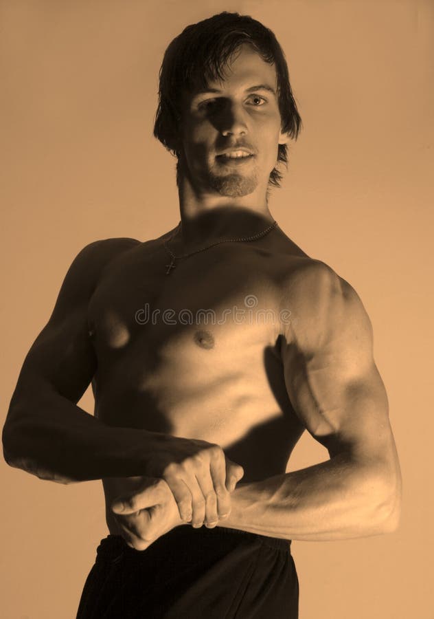 Pose of bodybuilder stock image. Image of power, pose - 8018183