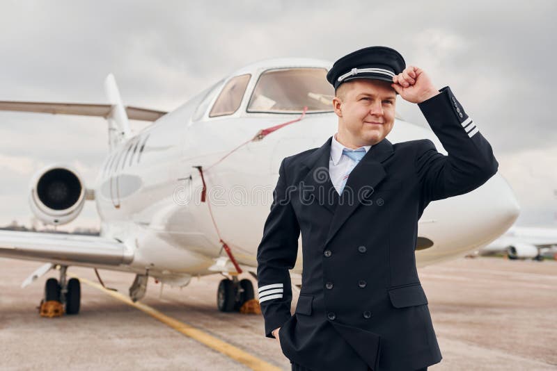 139 Pilot Outside Plane Commercial Stock Photos - Free & Royalty-Free ...