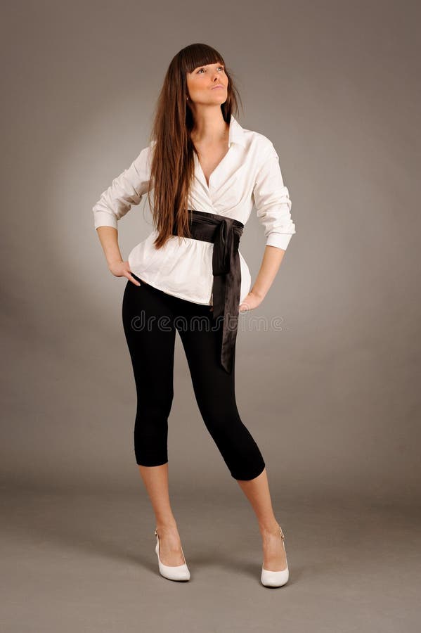 Modella in posa fotografia stock. Immagine di bello, adulto - 18177330