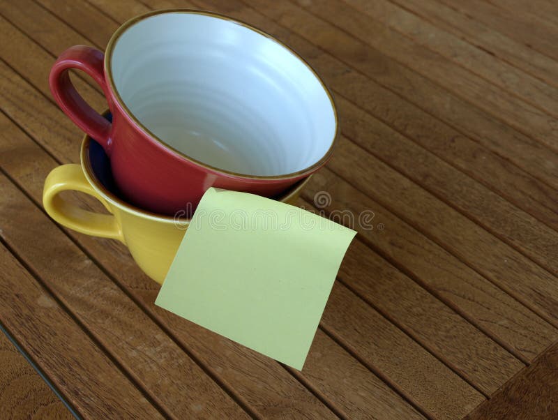Post-it andÂ mug stock photo. Image of advise, dreamy - 25924432