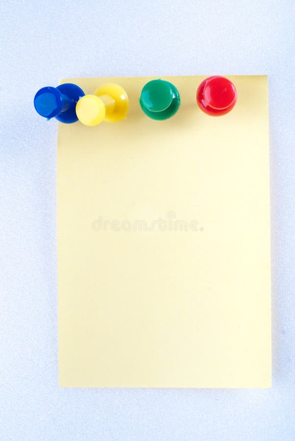 Post-it Note With Pin Picture. Image: 8743391