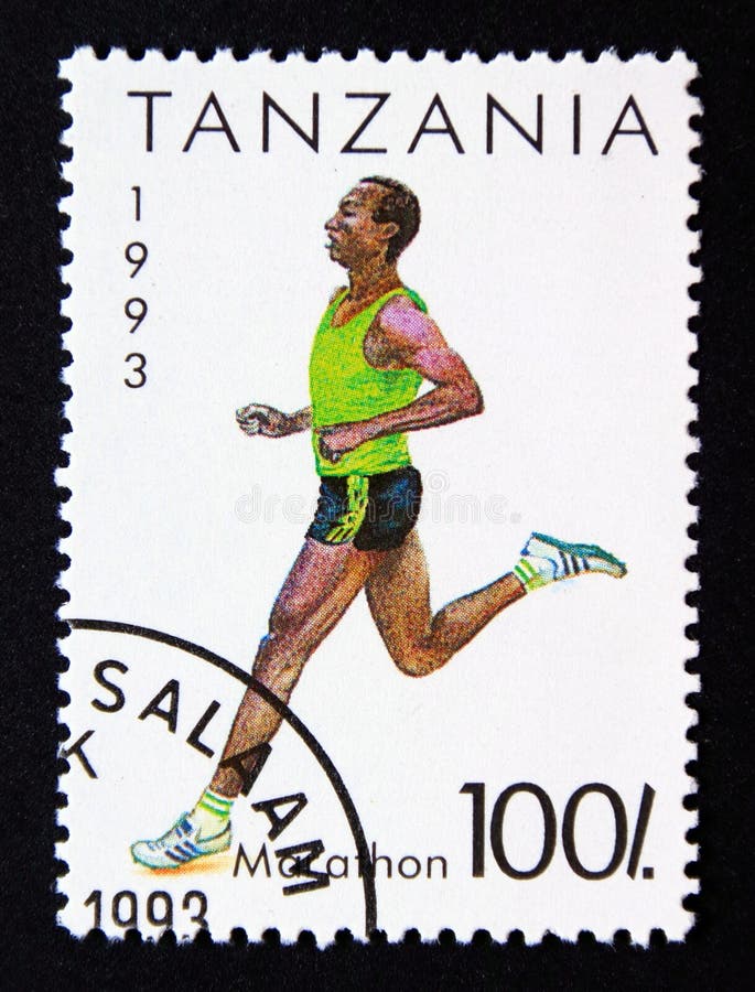Marathon Runner editorial photography. Image of green - 49126282 Marathon Runner editorial photography. Image of green - 49126282