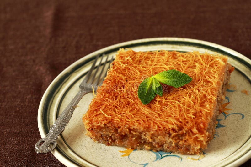 Postres Turcos Tradicionales Imagen de archivo - Imagen de medio ...