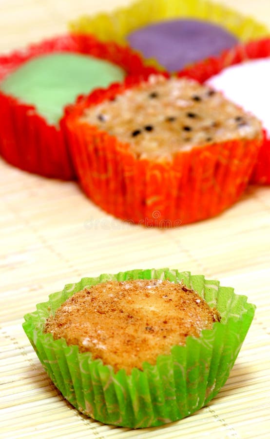 Postres chinos foto de archivo. Imagen de torta, fondo - 2314710