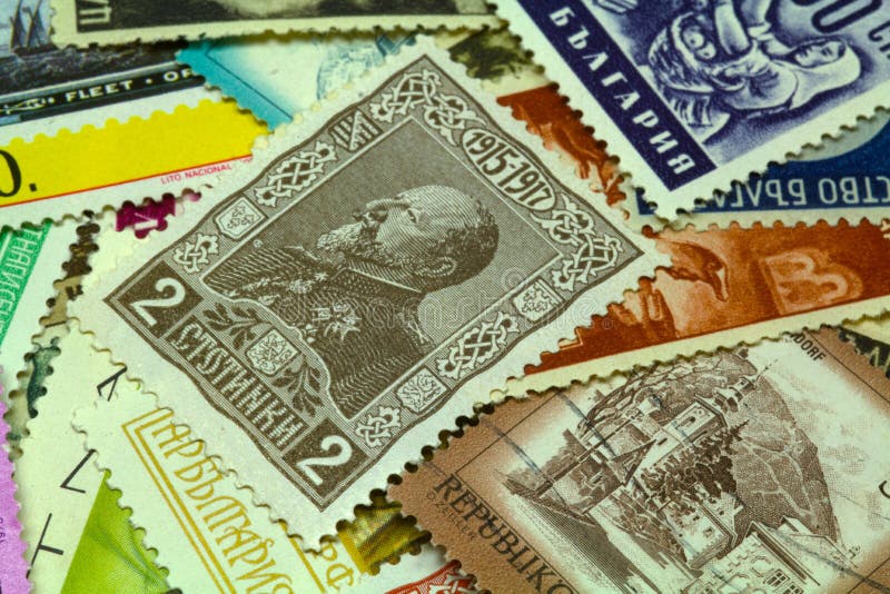 Postzegels redactionele foto. Image of vierkant, poststempel - 46124376