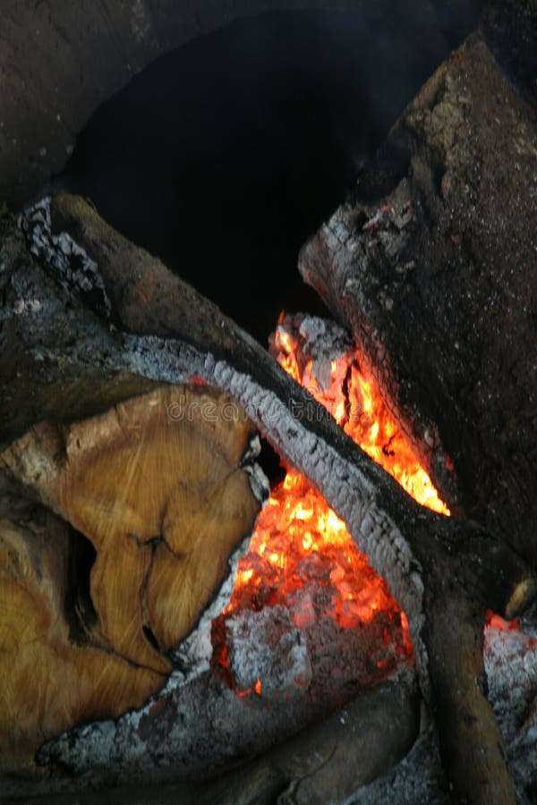 Clay Natural Mud Pottery Fire Wood Stock Photos - Free & Royalty-Free ...