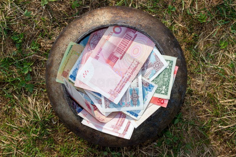 Pot full of money stock image. Image of china, happy - 210920519