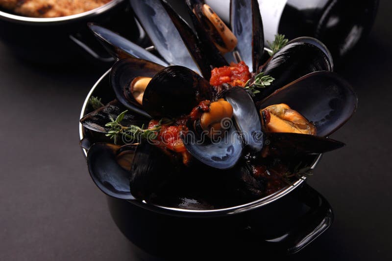 Pot of mussel stock image. Image of eating, material - 68193401