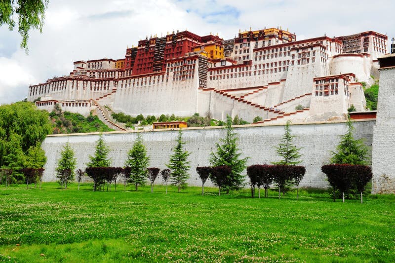 Potala Place stock image. Image of lhasa, china, tour - 23933217