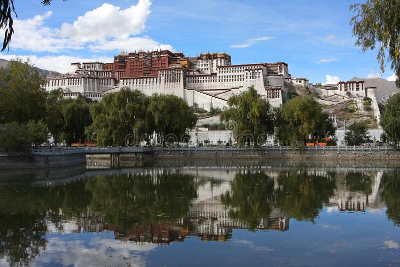 Potala temple stock photo. Image of himalaya, religious - 5373596