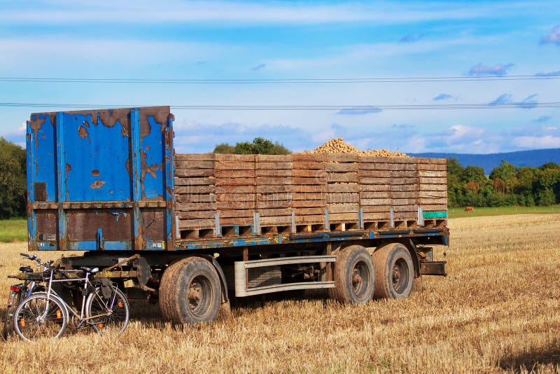 Kartoffelkiste Stock Photos - Free & Royalty-Free Stock Photos from ...