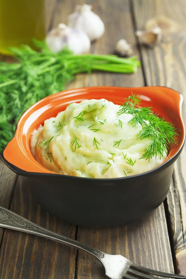 Potato puree with dill stock image. Image of meal, cooking - 37281557