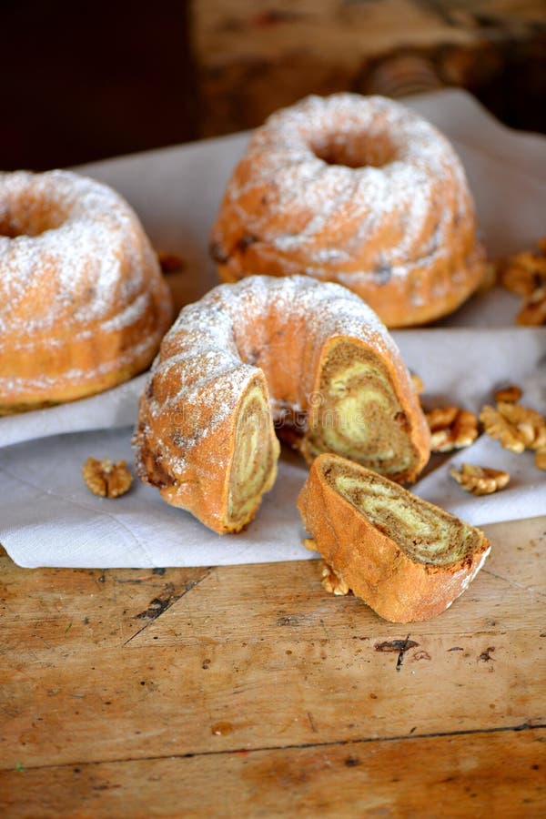 Potica, Roll with walnuts stock image. Image of party - 39920557