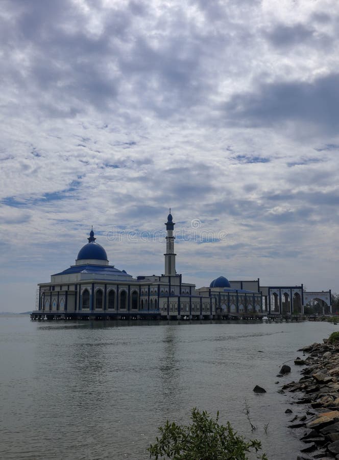 Potrait of a Floating Mosque on the River Stock Image - Image of ...