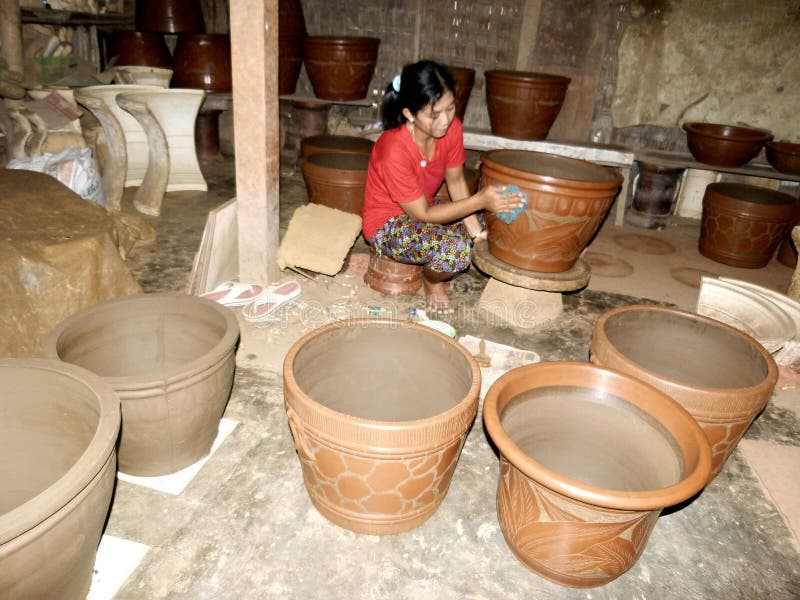 Pots editorial photography. Image of java, pots, klaten - 64718282