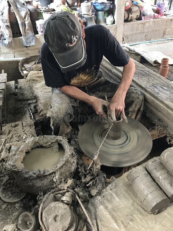 Pottery Craft editorial stock photo. Image of factory - 83274513