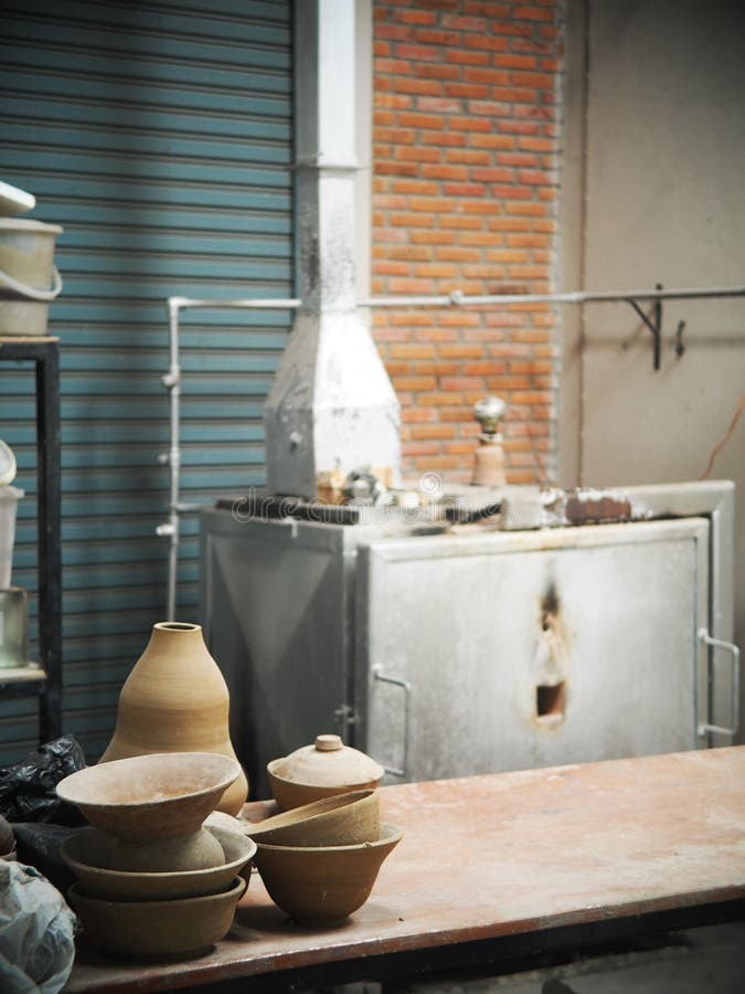 Pottery on Work, Plaster Mould for Ceramic Slip Casting and Others ...