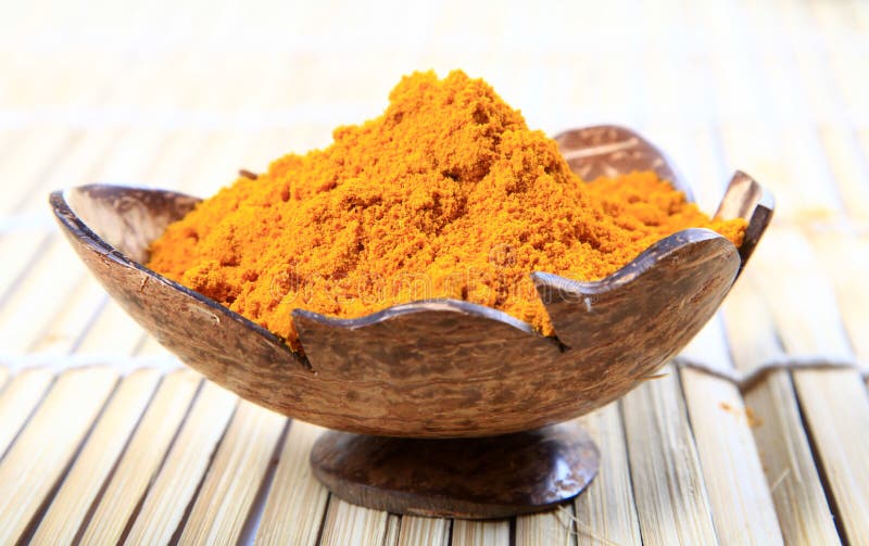 Poudre de safran des indes photo stock. Image of épice - 20553588