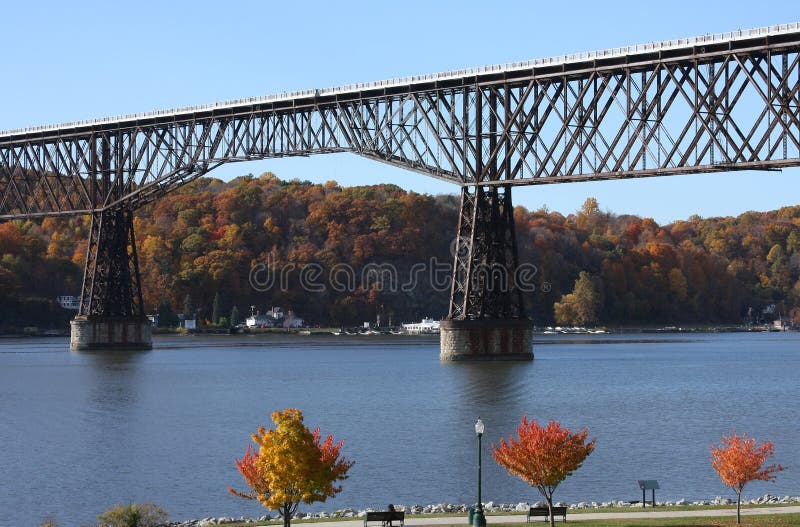 Poughkeepsie Railroad Bridge Stock Photo - Image of dutchess, bridge ...