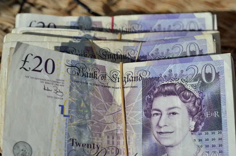 20 pound notes editorial photography. Image of notes - 51645537