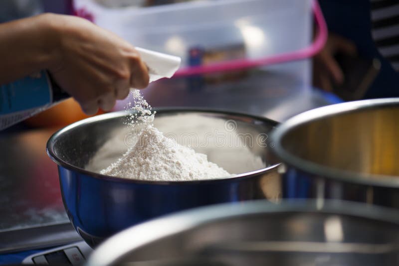 Pour the Flour in a Transparent Bowl for Making Dough, Freezing Stock ...