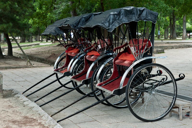 Pousse-pousse En Parc Nara, Japon Image stock - Image du manuel, nara ...