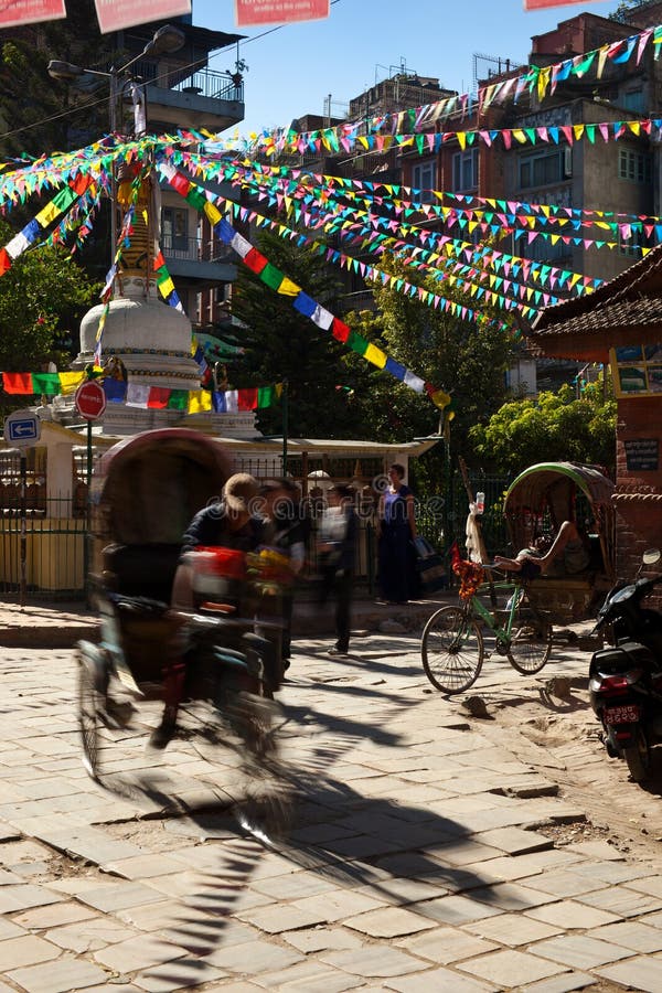 Pousse-pousse photo éditorial. Image du homme, yeux, pied - 37180991