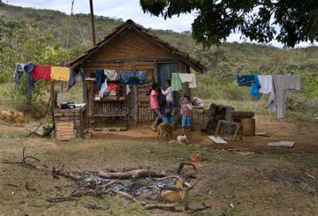 Poverty editorial photography. Image of house, circumstances - 28668547