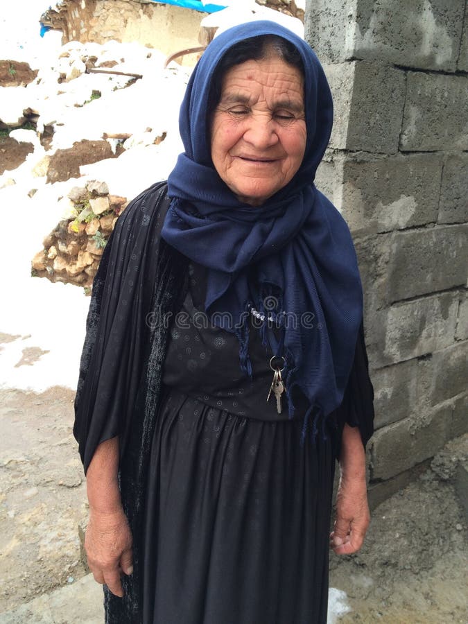 Povos curdos foto de stock editorial. Imagem de chapéu - 124496528