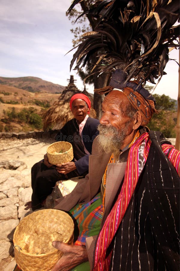 POVOS DE ÁSIA TIMOR-LESTE TIMOR-LESTE MAUBISSE Foto de Stock Editorial ...
