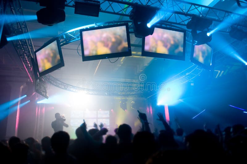 Pessoas no concerto imagem de stock. Imagem de concerto - 9226765