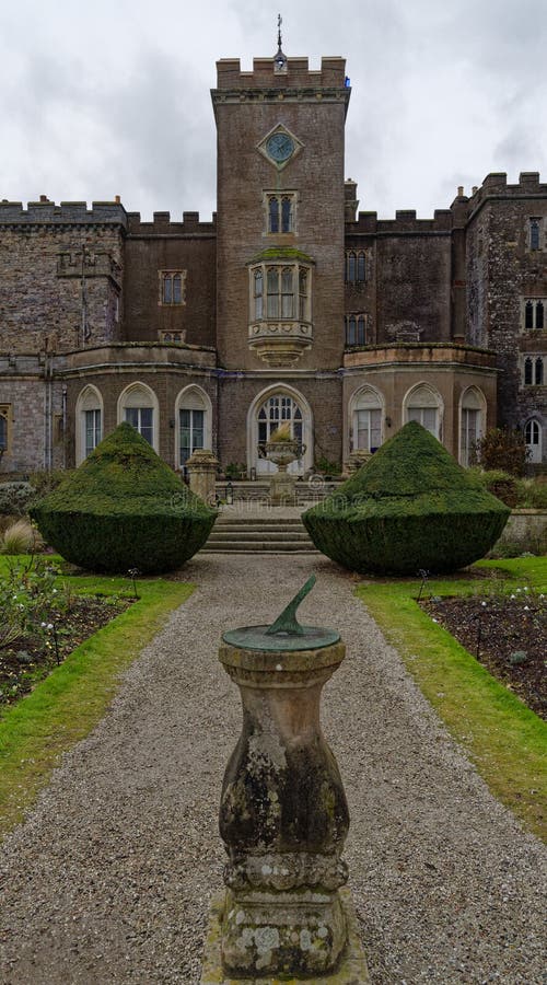 Starcross, Devon: Powderham Castle Stock Photo - Image of ancient ...