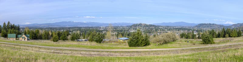 Powell Butte-Parkpanorama in Portland Oregon Stockbild - Bild von haus ...