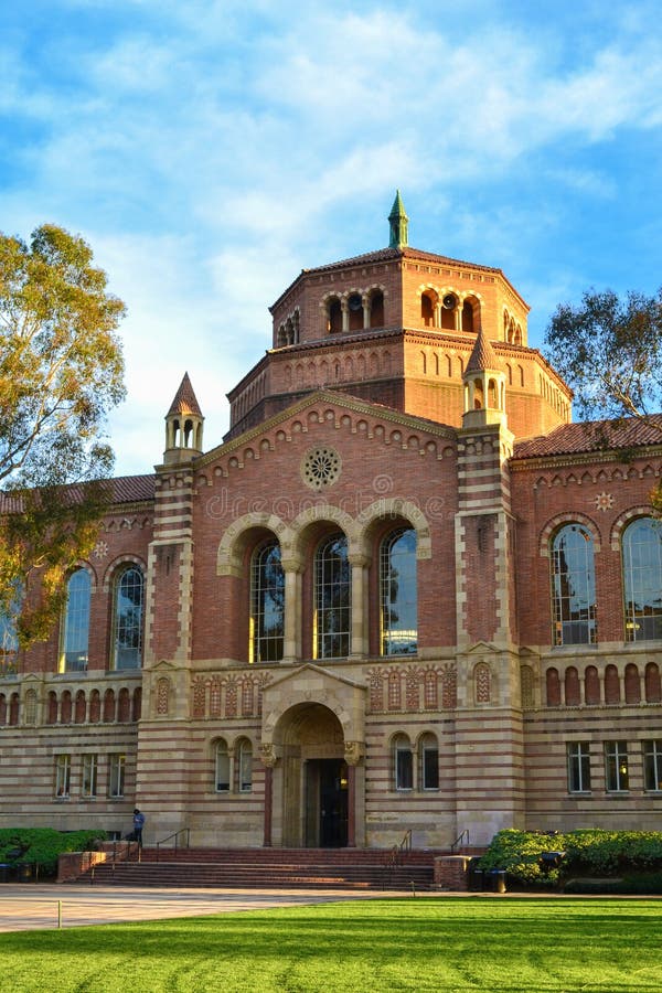 Powell Library an UCLA redaktionelles stockbild. Bild von ausbildung ...