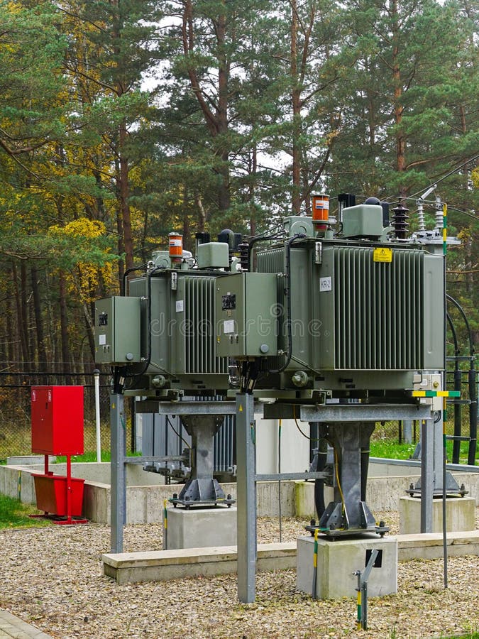Power Distribution Transformer in Outdoor Power Substation Editorial ...