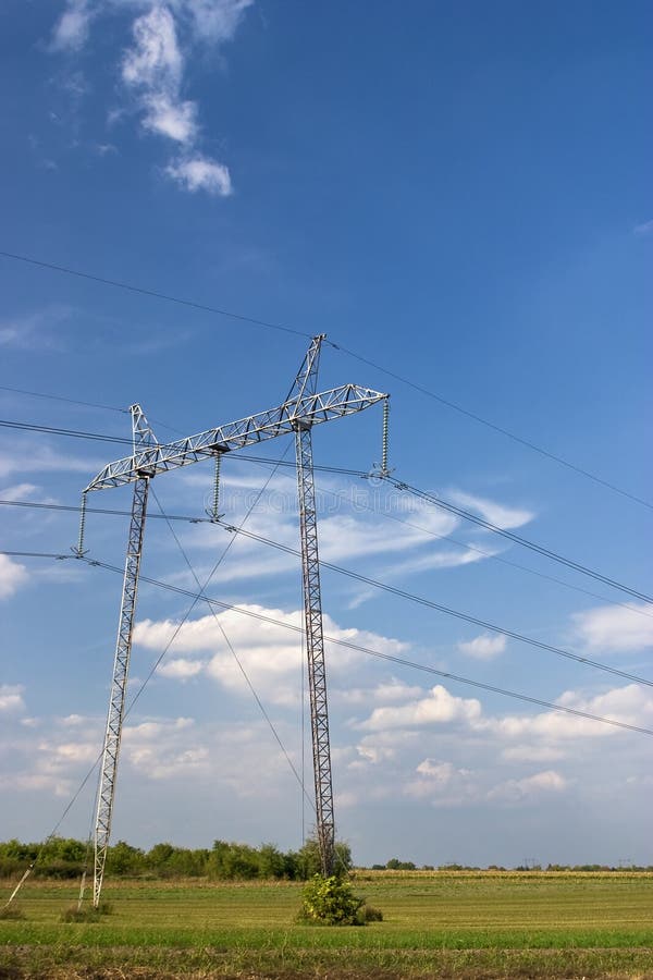 Power Line Pole Picture. Image: 6838038