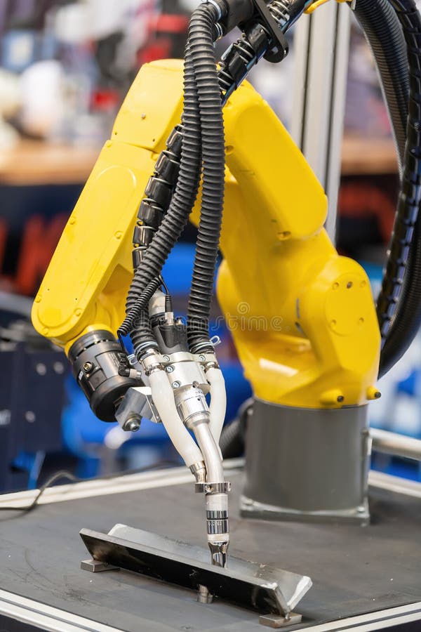 The Power of the Robotic Welding Machine, Delivering Precise and ...