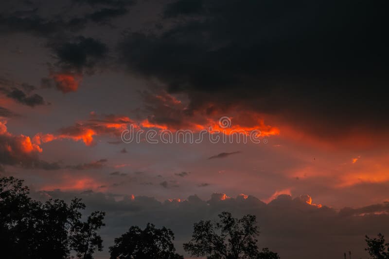 Powerful Dramatic Dark Red Sunset Sky Background Stock Image - Image of ...