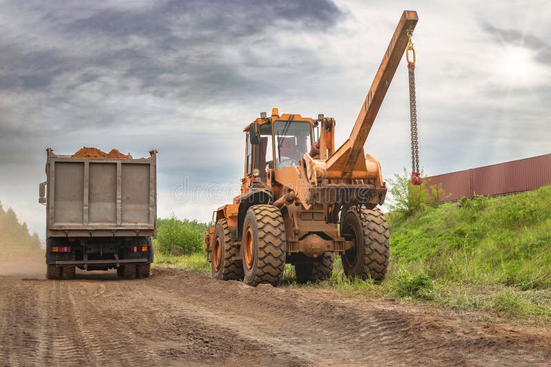 Powerful Wheel Loader for Transporting Bulky Goods on the Construction ...