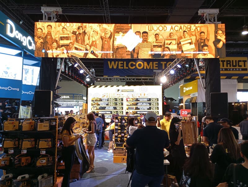 Powerhouse Booth at Philconstruct Expo in Pasay, Philippines Editorial ...