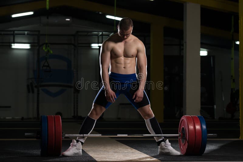 Powerlifter-Mann Deadlift-Wettbewerb Stockfoto - Bild von bodybuilding ...