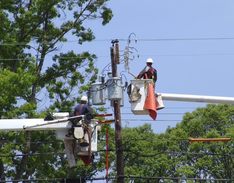Powerline Maintenance stock image. Image of lift, cable, construction ...