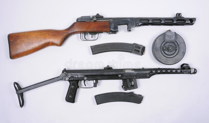 Ametralladora Rusa De PPSh. Imagen de archivo - Imagen de guerra, arma ...