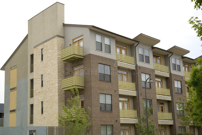 Prédios De Apartamentos Modernos Com Balcão Imagem de Stock - Imagem de ...