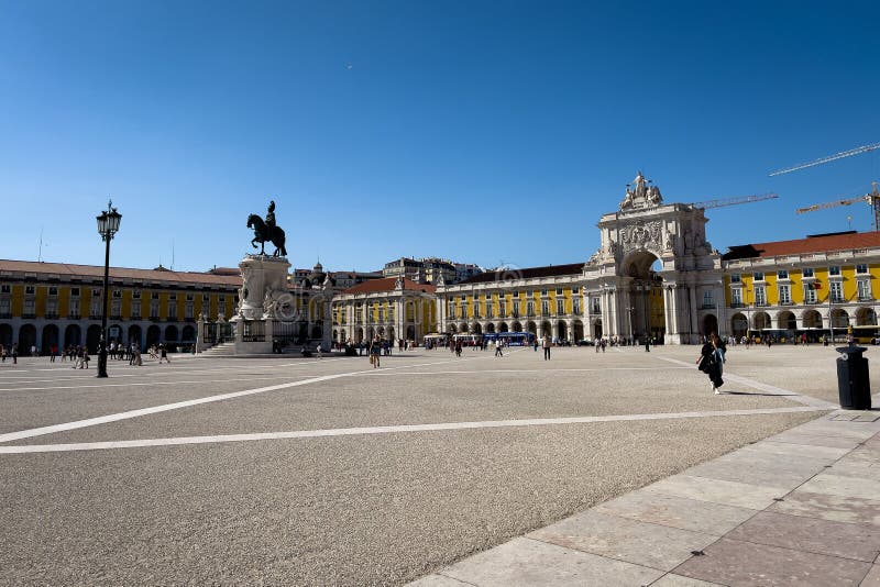 Praca Do Comercio and Statue of King Jose I in Lisbon Editorial Stock ...