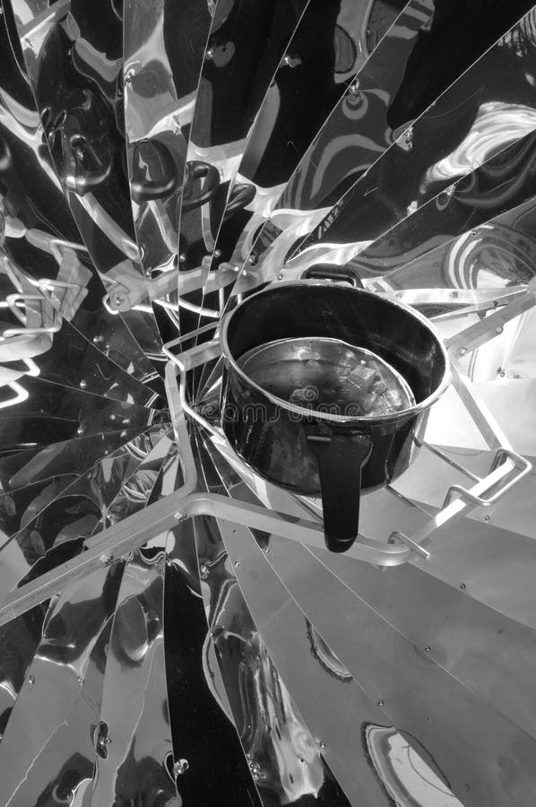 Solar cooker stock photo. Image of energy, object, zanskar - 7748068
