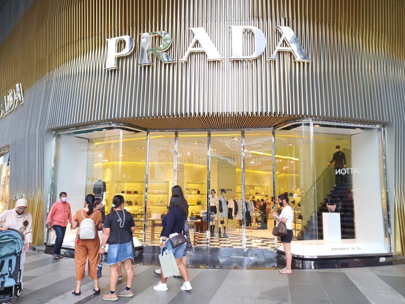 Prada Store at Orchard Ion editorial image. Image of orchard - 254996830